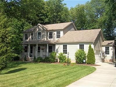 3265 Crown Pointe Dr, Stow, OH 44224 | Zillow