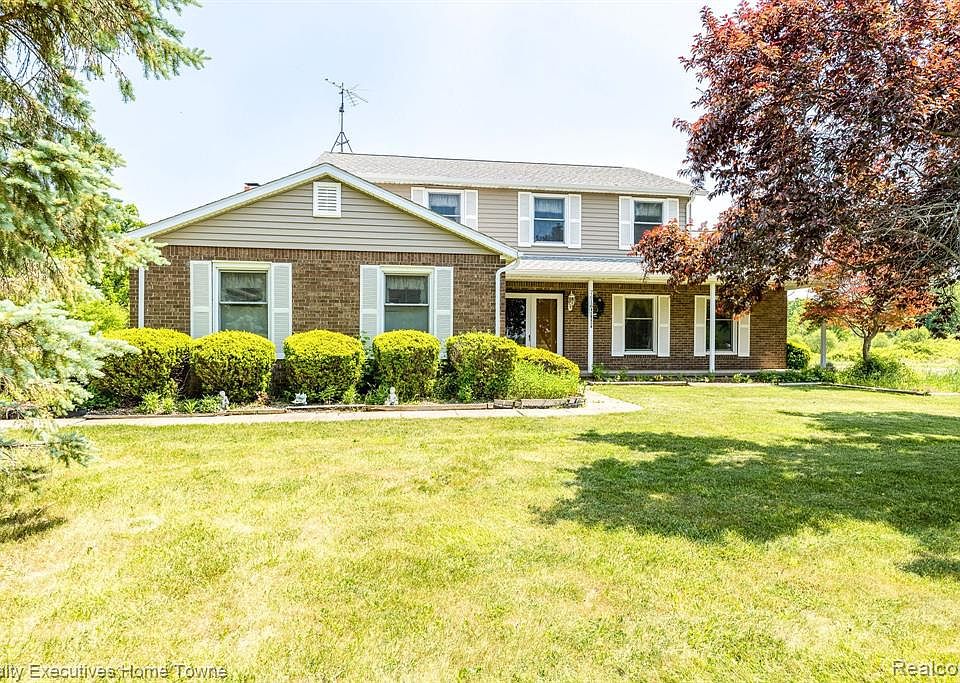 7616 Fargo Rd, Greenwood, MI 48006 | Zillow
