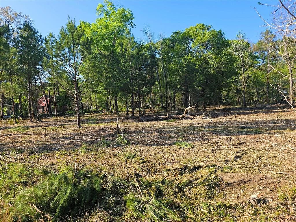 637 County Road 6471, Dayton, TX 77535 | Zillow