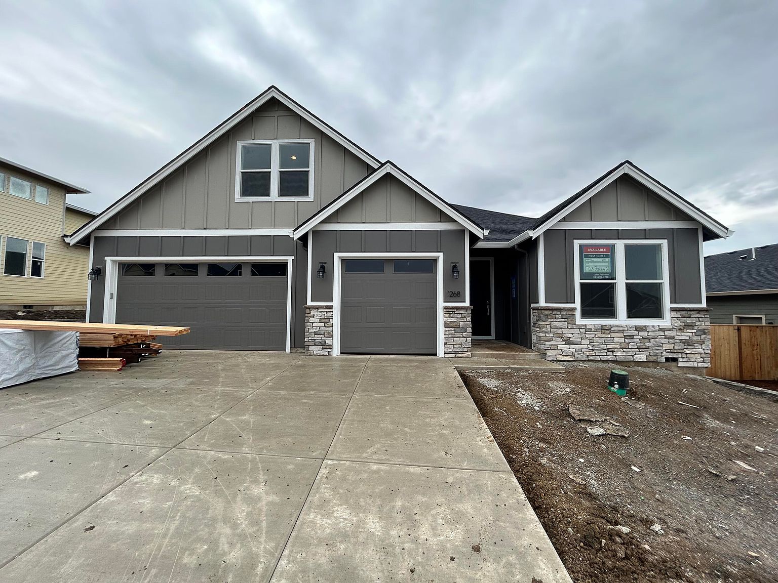 1268 Stonegate Dr #466, Eagle Point, OR 97524 | Zillow