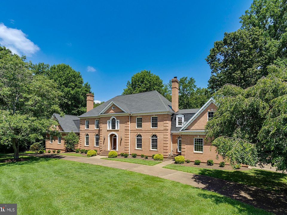 11102 Prince Edward Ct, Oakton, VA 22124 | Zillow
