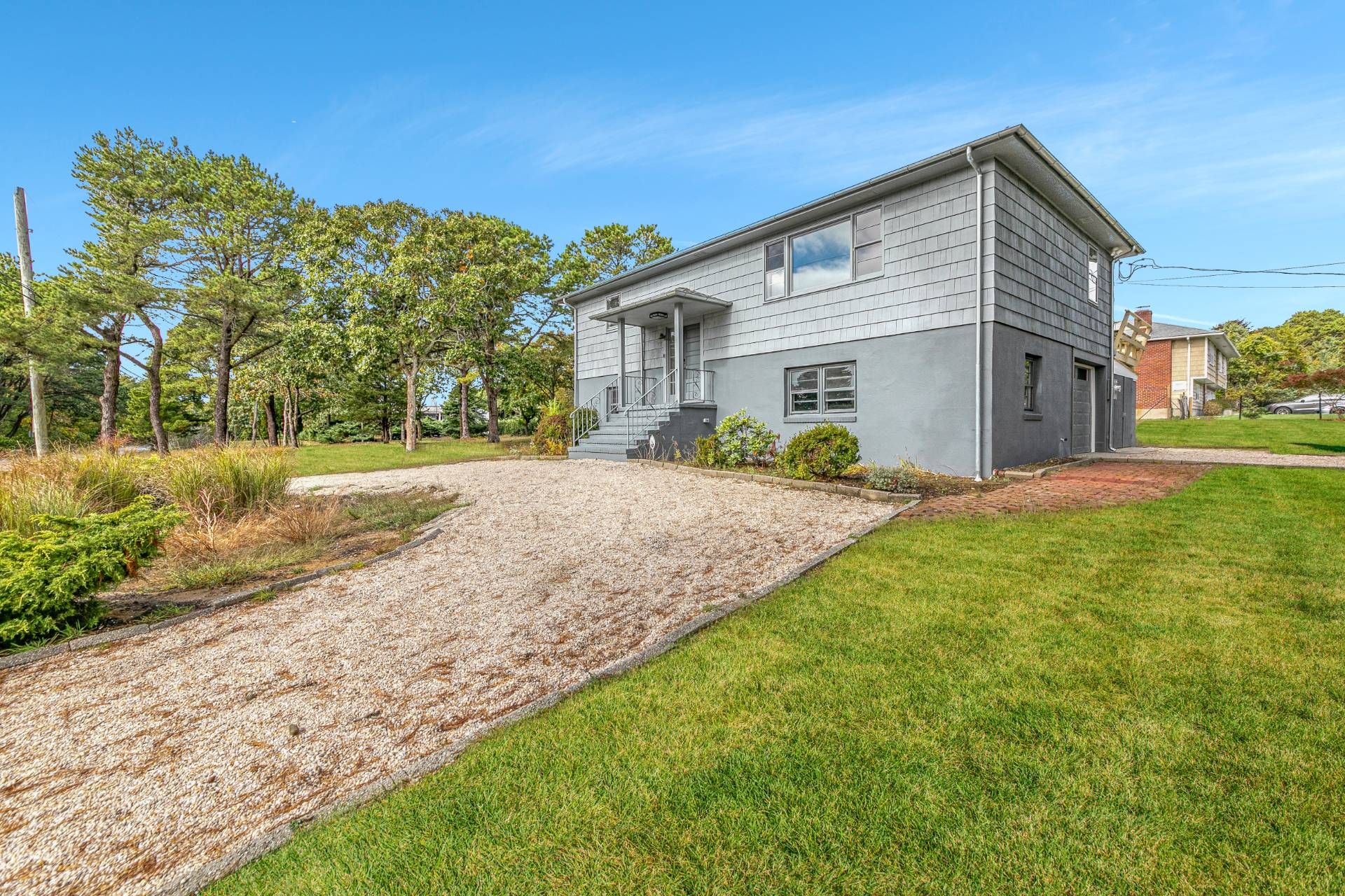 91 Middle Pond Rd, Southampton, NY 11968 | Out East