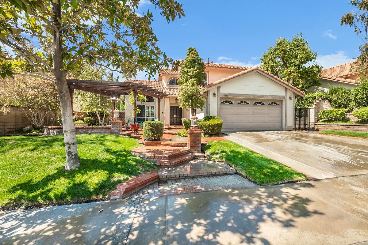 28885 Shadow Valley Ln, Saugus, CA 91390 | Zillow