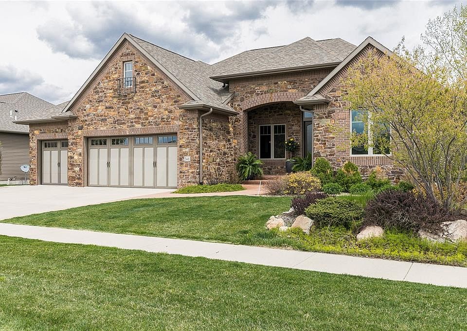 3446 Barnsley Cir, Marion, IA 52302 | Zillow