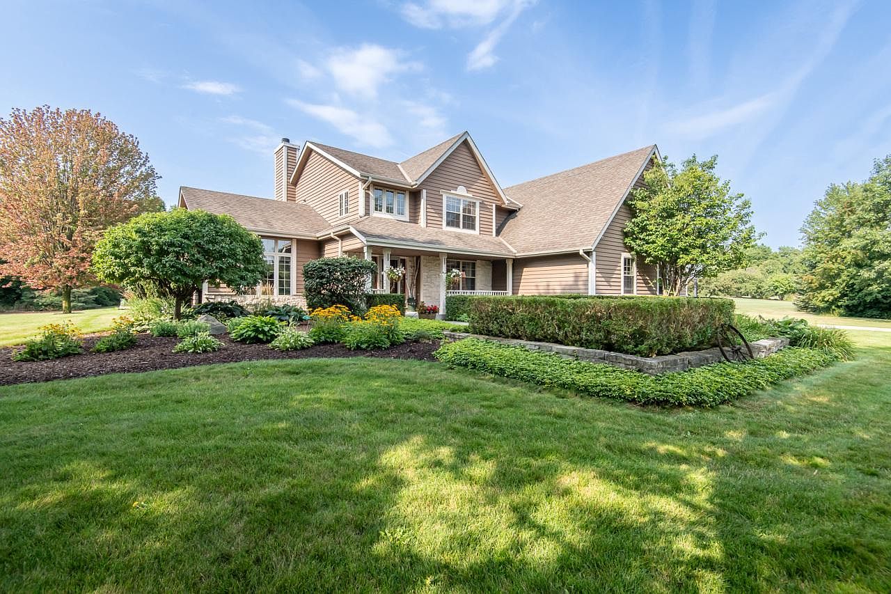 W232N9035 Wooded Ridge TRAIL, Lisbon, WI 53089 | Zillow