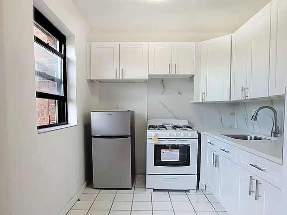 9932 66th Rd APT 5H, Rego Park, NY 11374 | Zillow