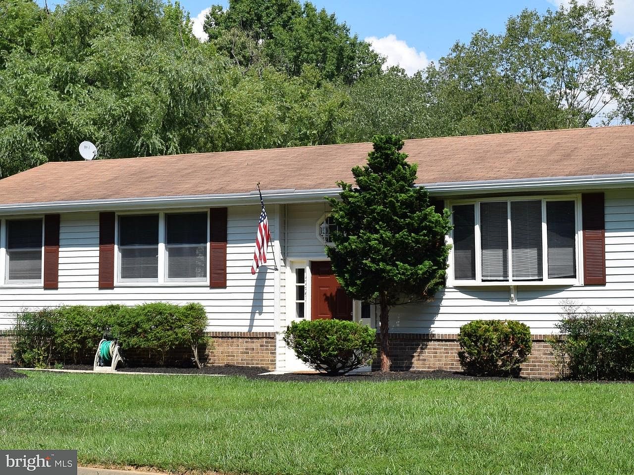 5523 Sideburn Rd, Fairfax, VA 22032 | Zillow