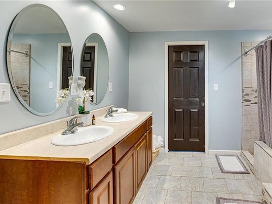 10 Pemford Pl, Liberty, MO 64068 | Zillow