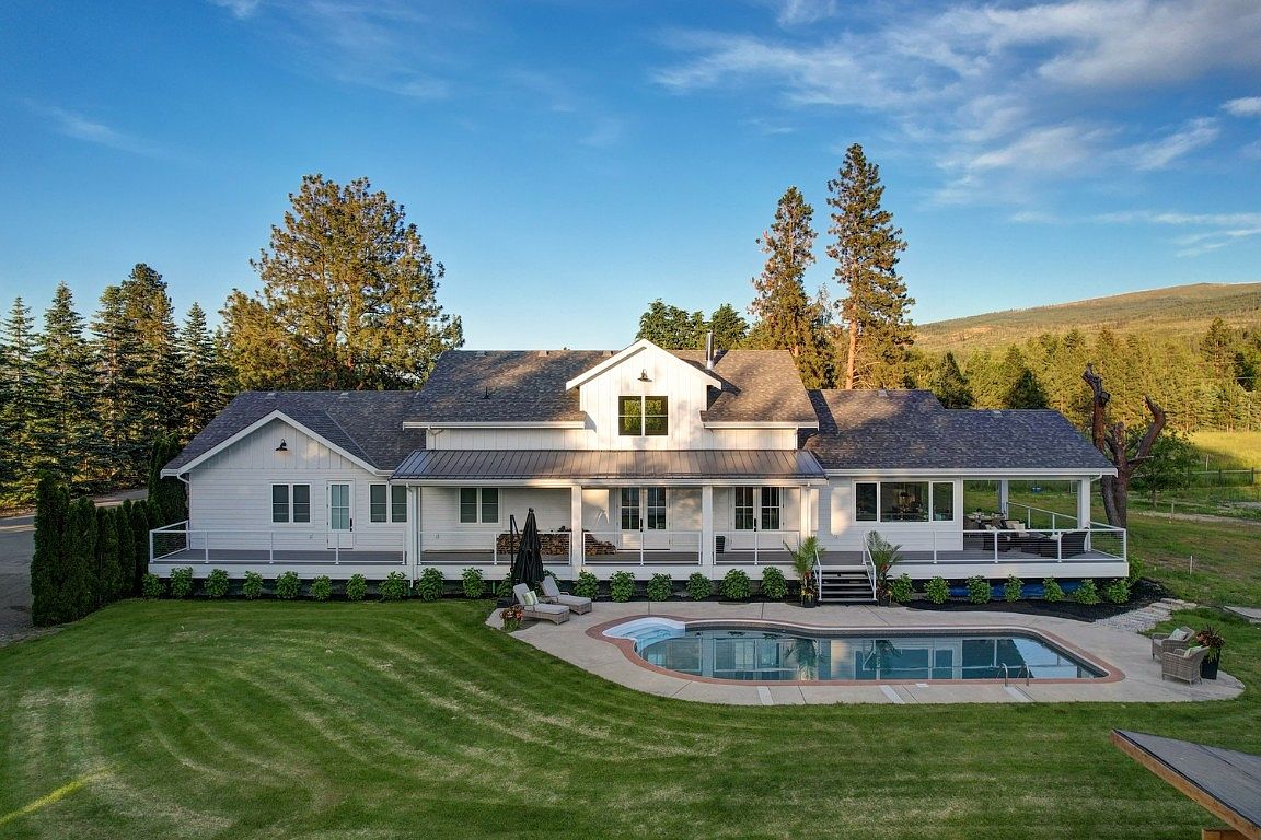 4520 Stewart Rd E #4510, Kelowna, BC V1W 4C1 | MLS #10303638 | Zillow