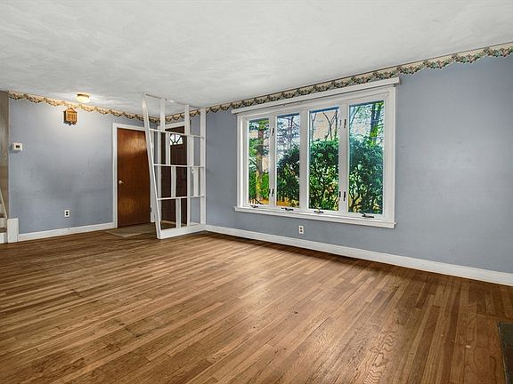 81 Earle St, Norwood, MA 02062 | Zillow