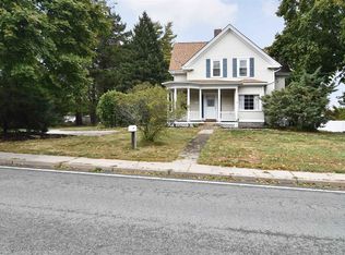 157 Borden Ave, Johnston, RI 02919 | MLS #1264885 | Zillow