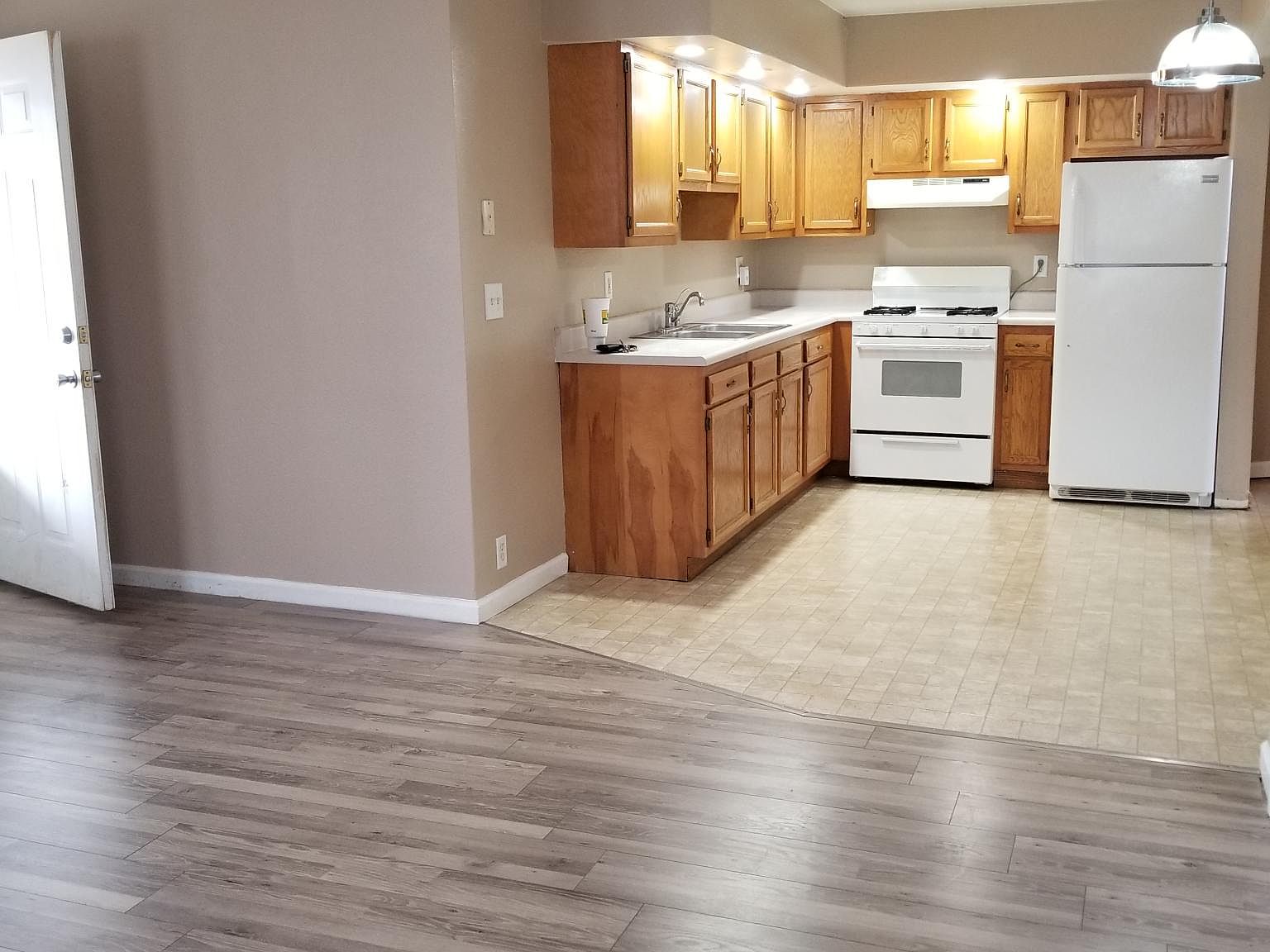 9050 W Harristown Blvd APT 21, Niantic, IL 62551 | Zillow