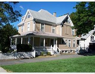 25 Lawrence St, Woburn, MA 01801 | Zillow