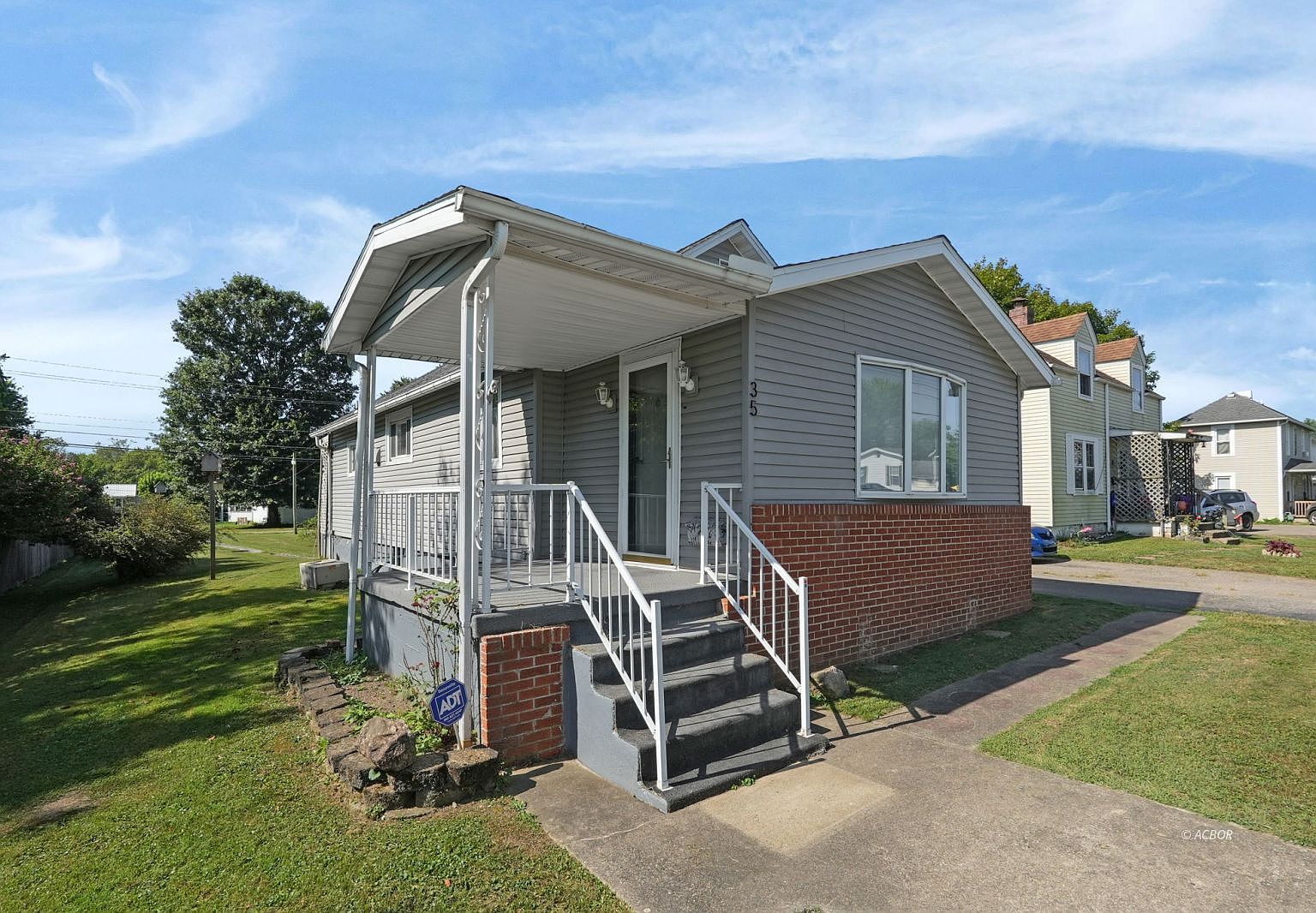 35 Johnson Rd, The Plains, OH 45780 | Zillow