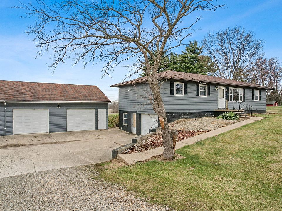 5586 N State Route 22, Somerset, OH 43783 | Zillow