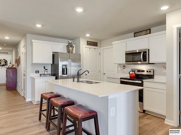 10802 S 178th St, Omaha, NE 68136 | Zillow