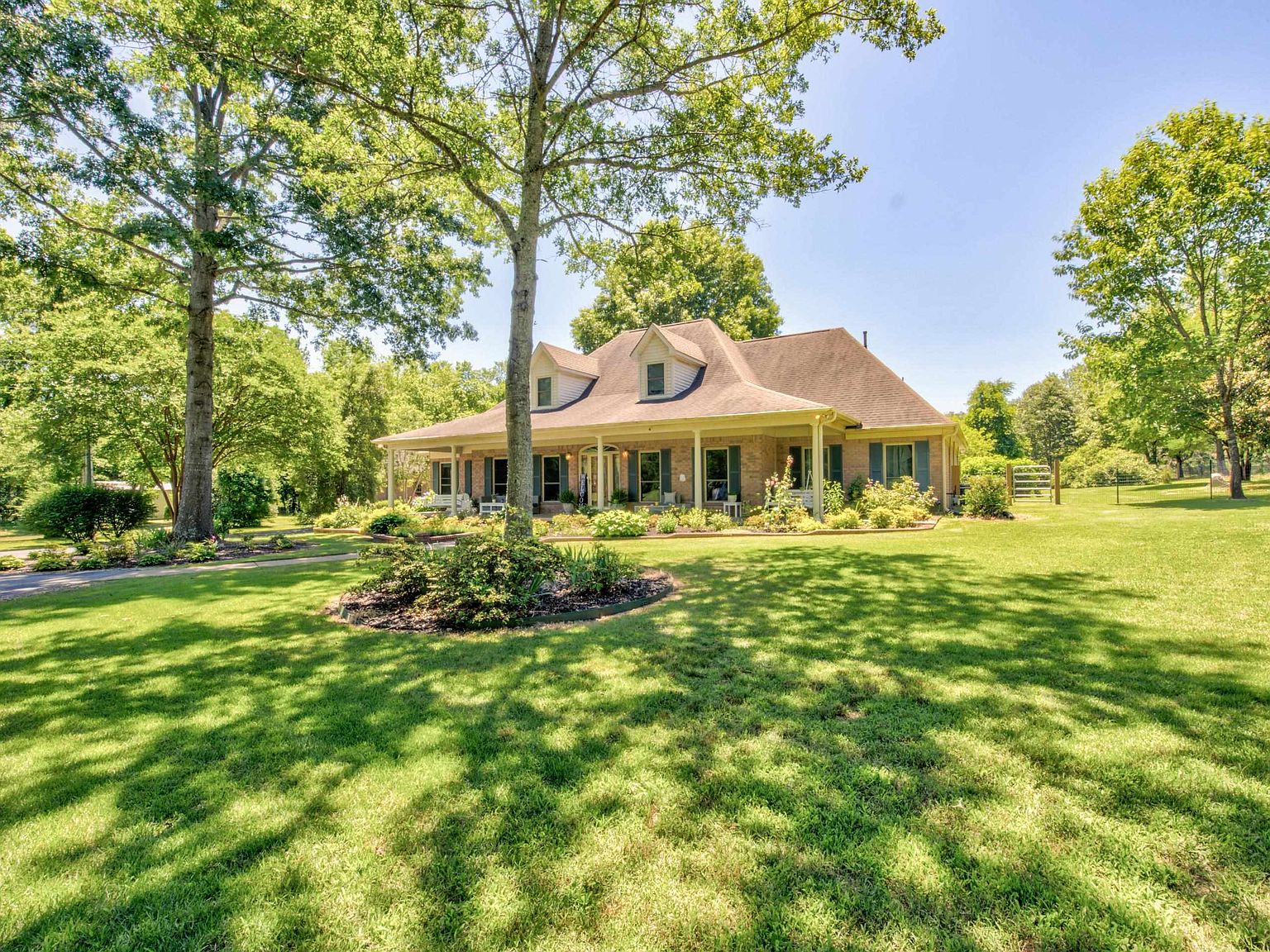 780 Canadaville Loop, Eads, TN 38028 | Zillow