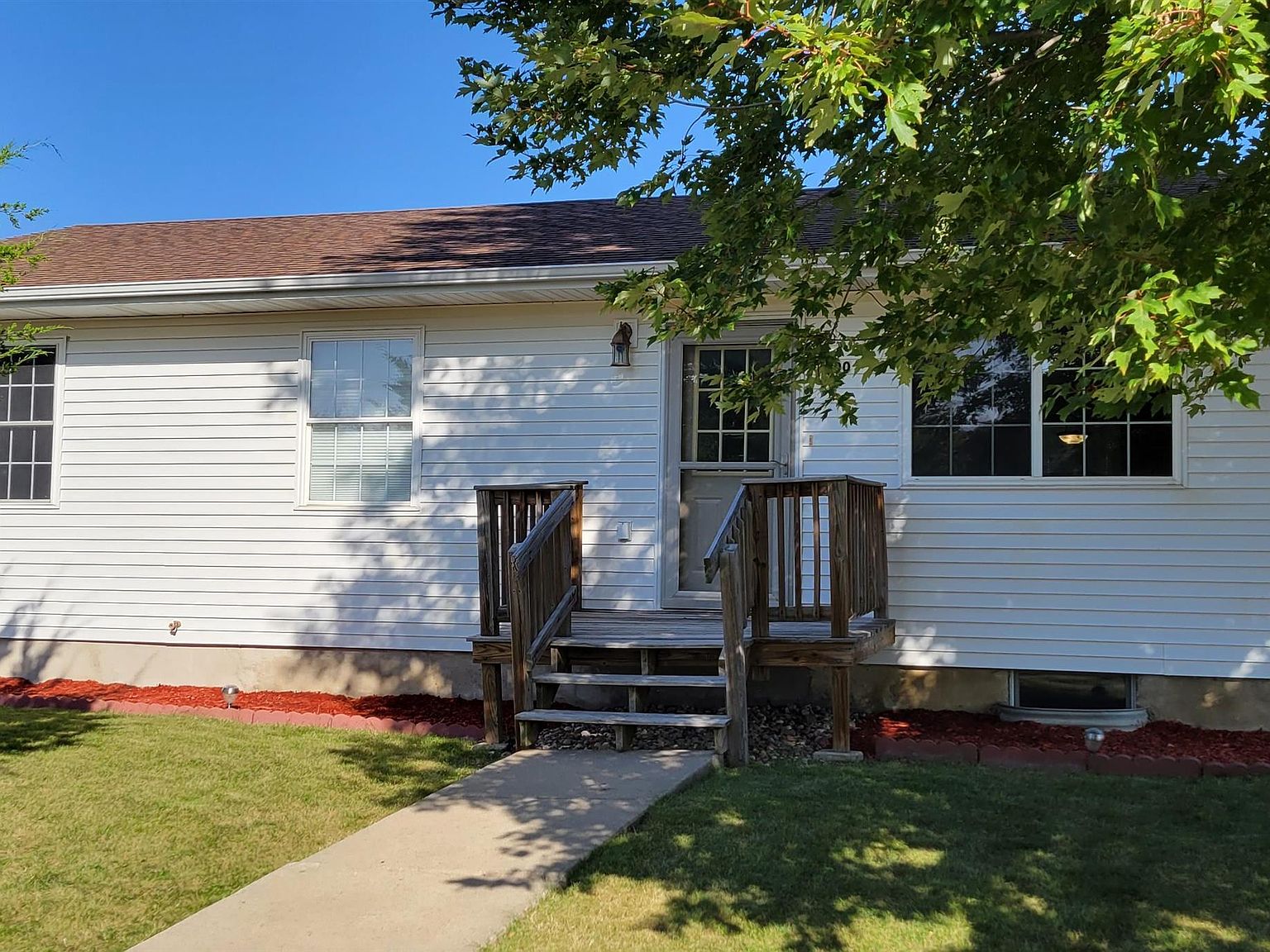 2000 Cavalier Way Sioux City Ia 51109 Zillow