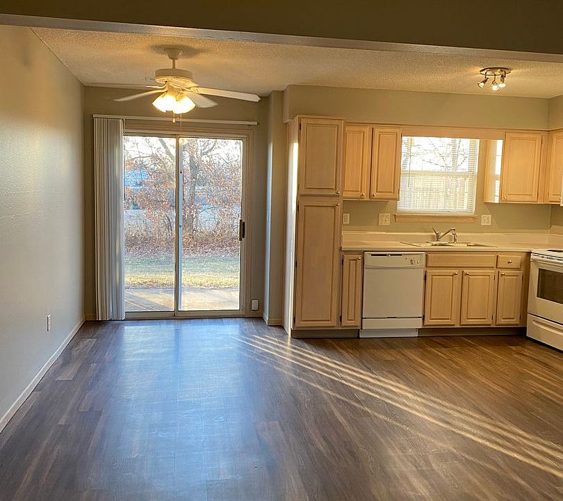 1508 Garden Ter #1514, Harrisonville, MO 64701 | Zillow
