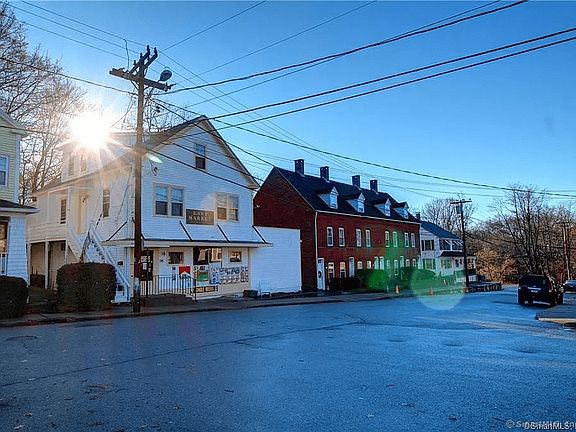 249 Yantic St, Norwich, CT 06360 | Zillow