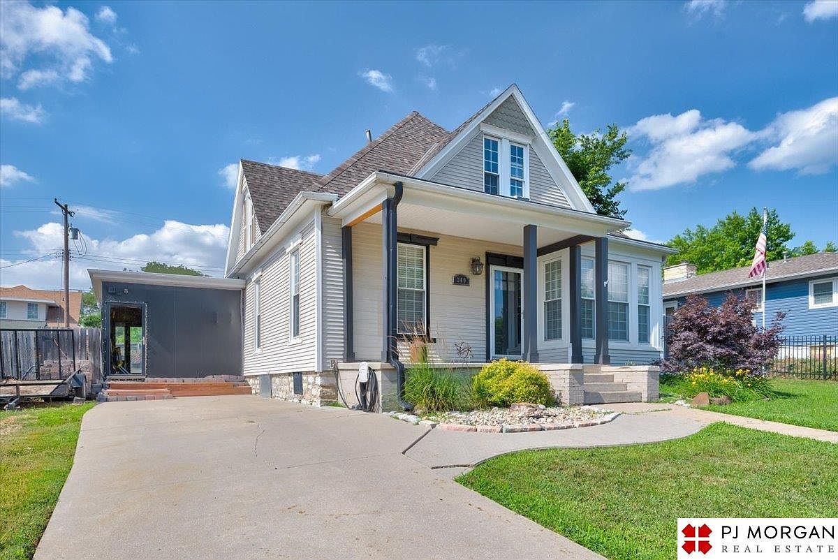 260 Locust St, Springfield, NE 68059 | Zillow