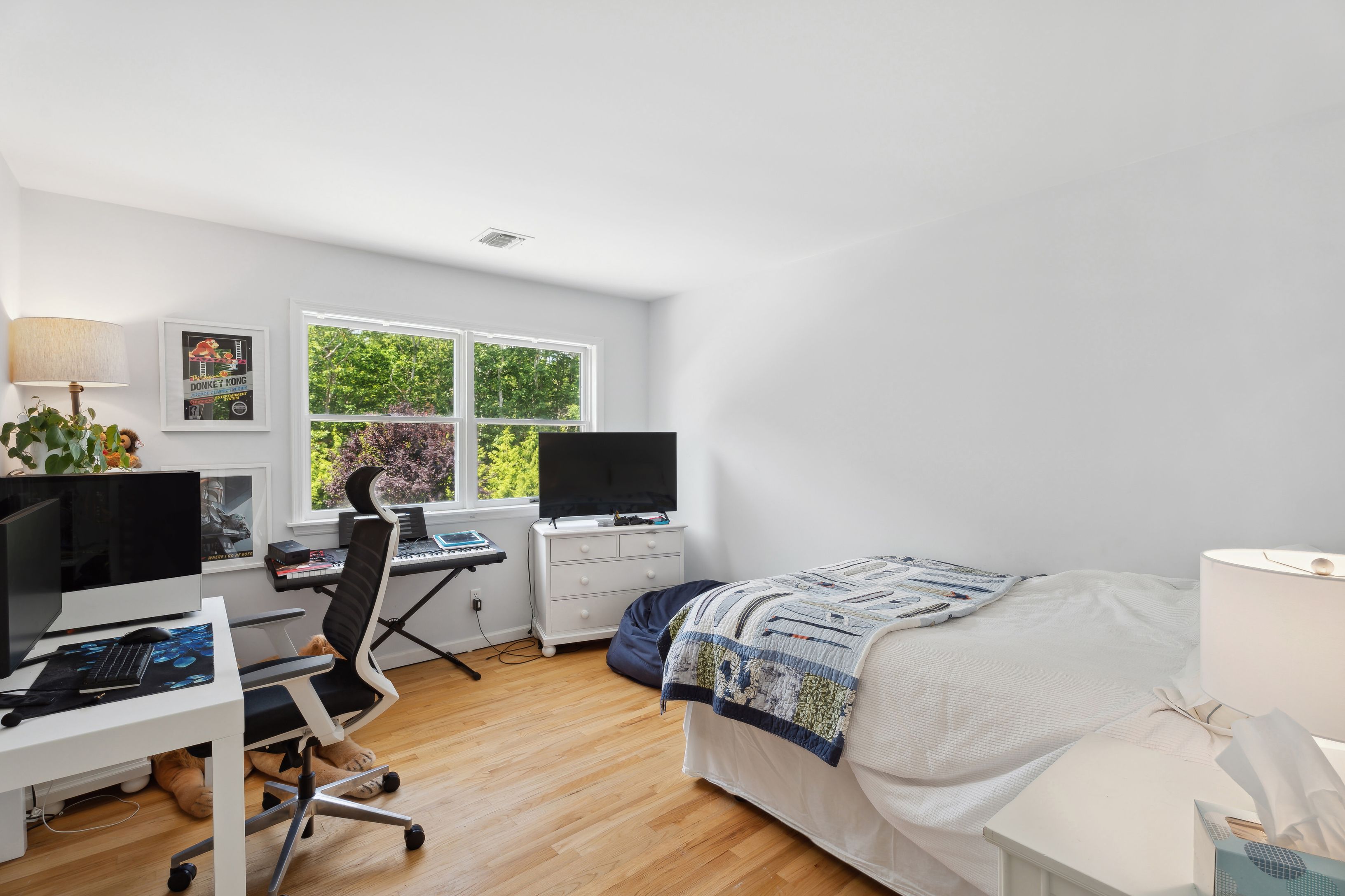 29 Emerson Pl, Sag Harbor, NY 11963 | Out East