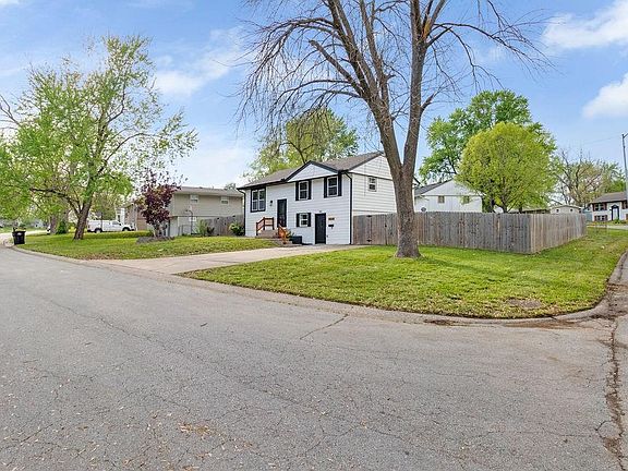 18514 E 8th St N, Independence, MO 64056 | Zillow