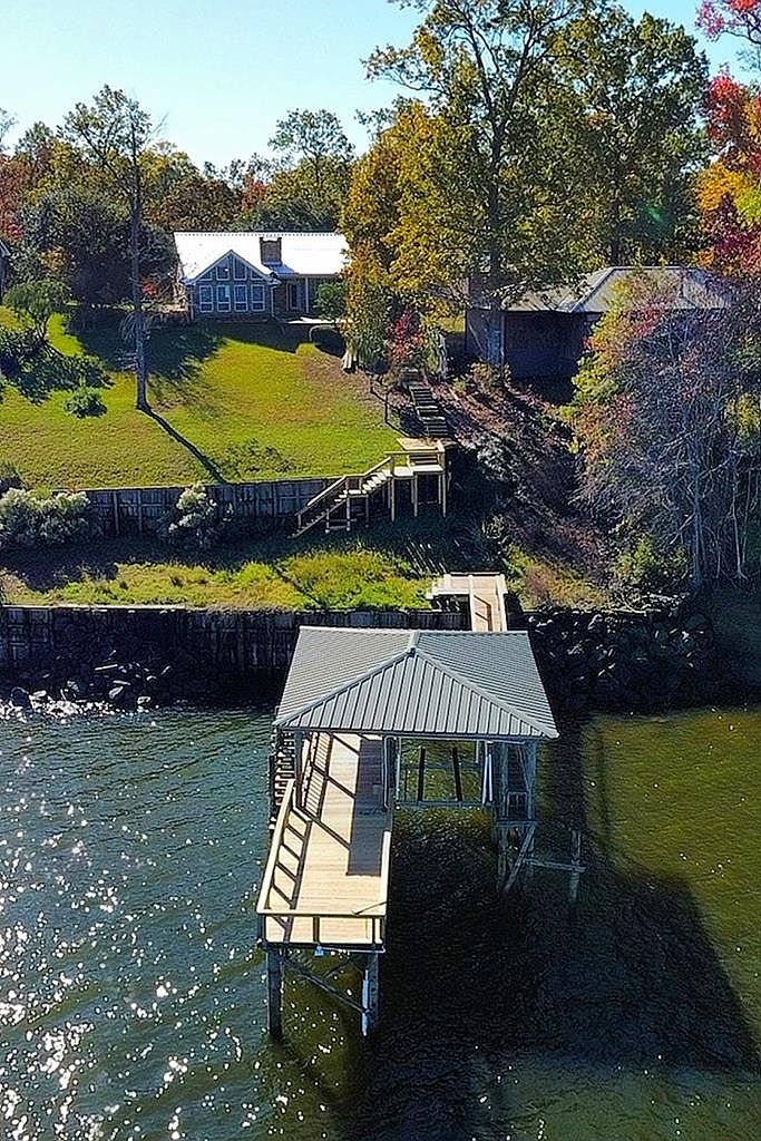 160 Somerset, Milam, TX 75959 | MLS #5102981 | Zillow