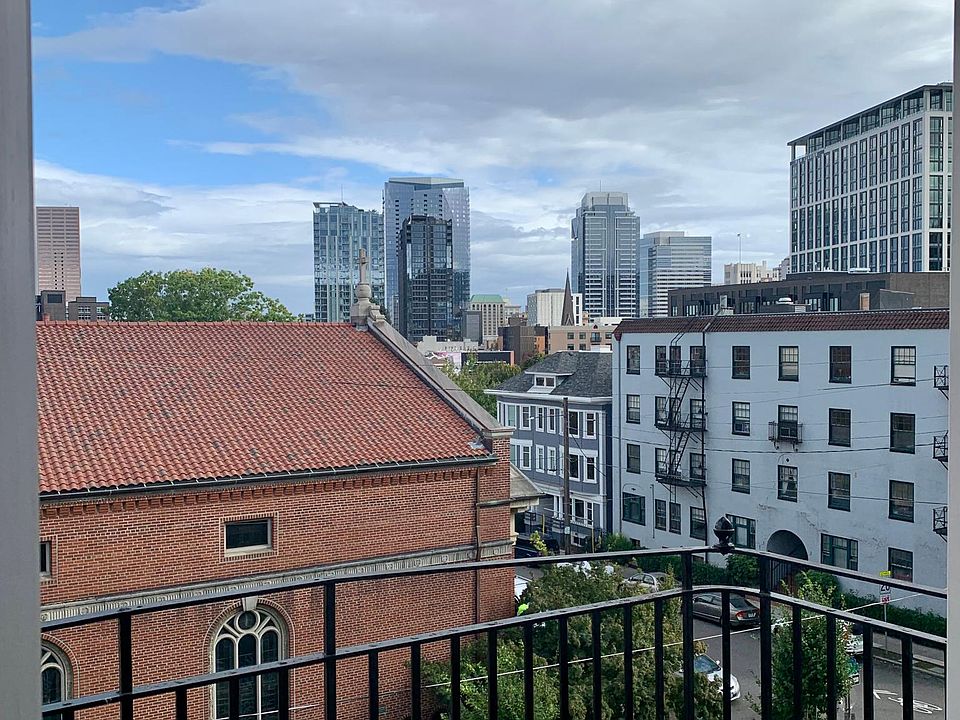 1811 NW Couch St Portland, OR | Zillow