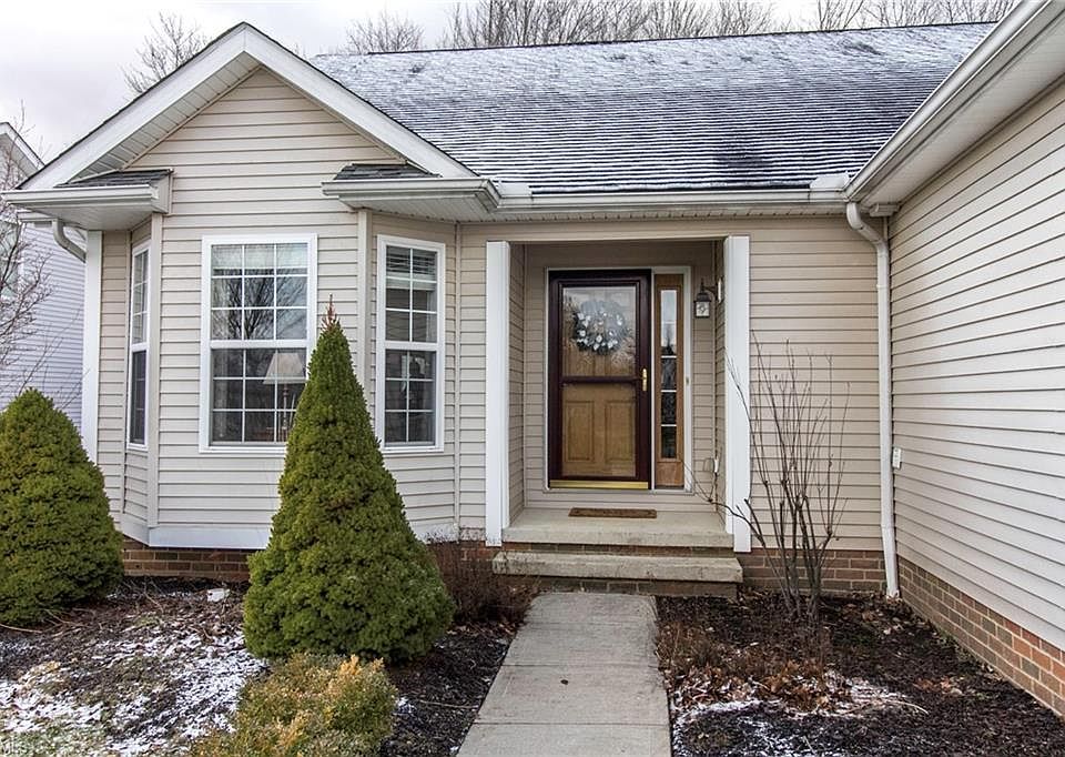 15409 Royal Oak Dr, Middlefield, OH 44062 | Zillow