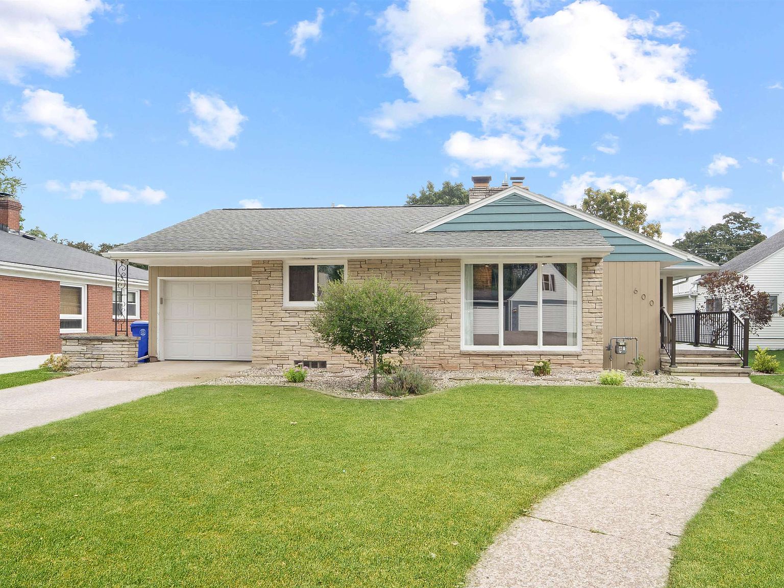 600 N Douglas St, Appleton, WI 54914 | MLS #50280845 | Zillow