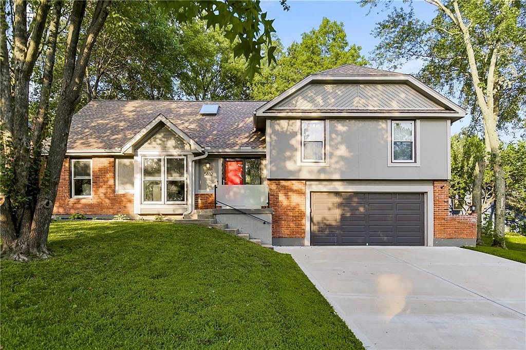 5832 N Beaman Ave, Kansas City, MO 64151 | Zillow