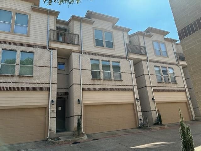 4830 Cedar Springs Rd APT 24, Dallas, TX 75219 | Zillow
