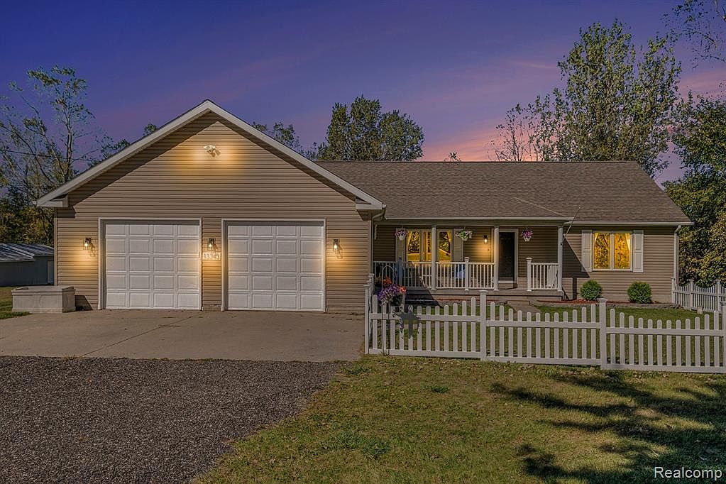 13343 Tuscola Rd, Clio, MI 48420 | MLS #20240075758 | Zillow