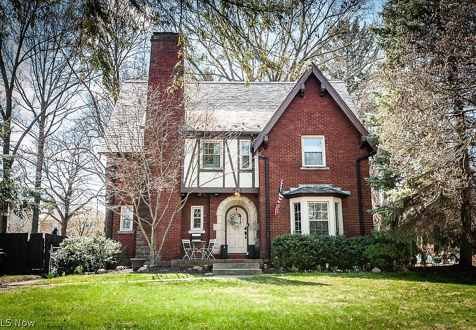 358 Merriman Rd, Akron, OH 44303 | Zillow