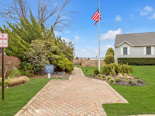 Riverhead NY Real Estate - Riverhead NY Homes For Sale | Zillow