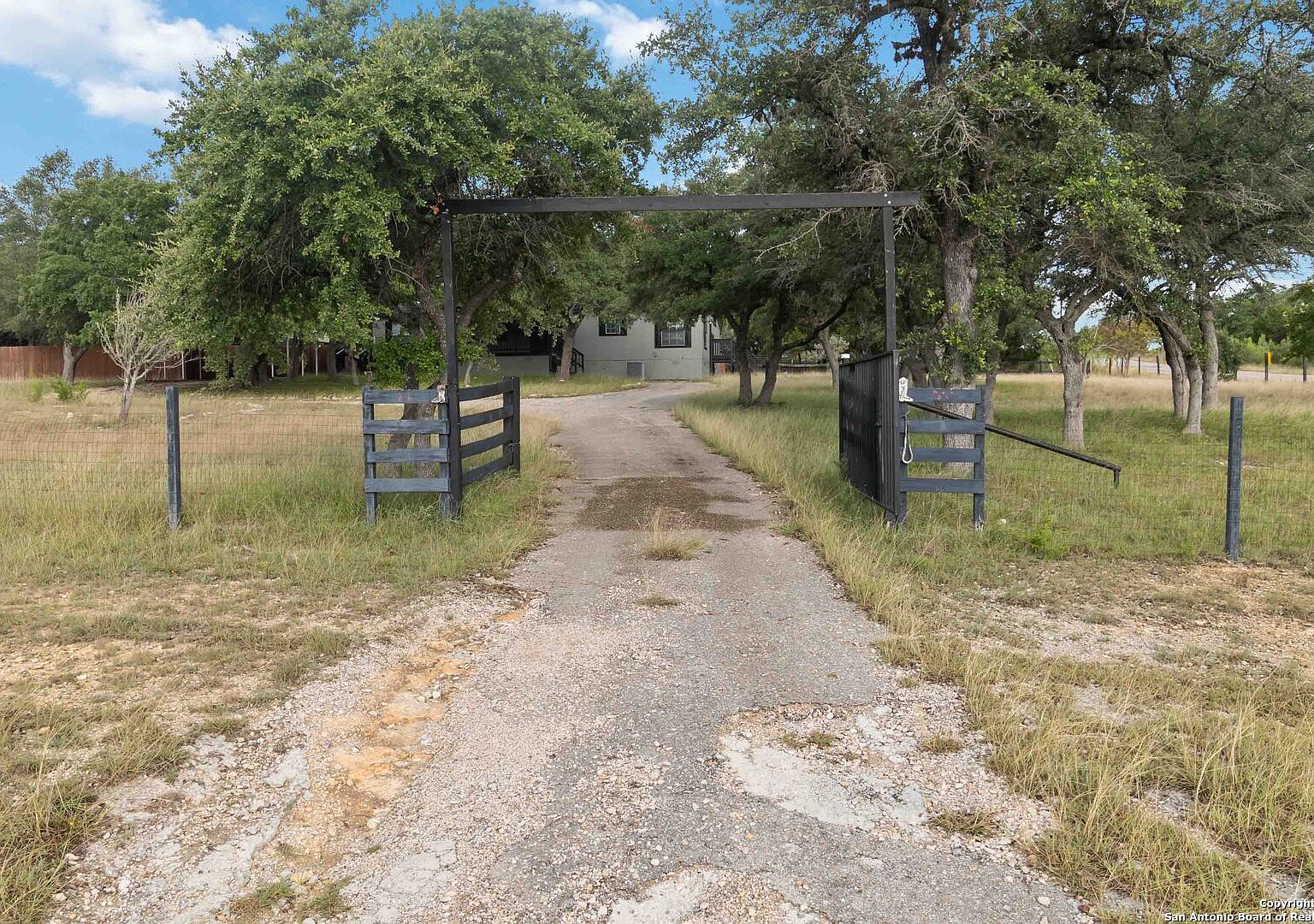 279 Ute, Bandera, TX 78003 | MLS #1881843 | Zillow