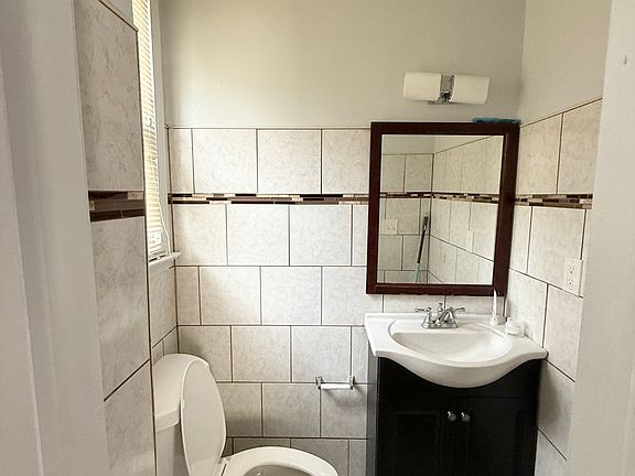 816 Orange St #1, New Haven, CT 06511 | Zillow