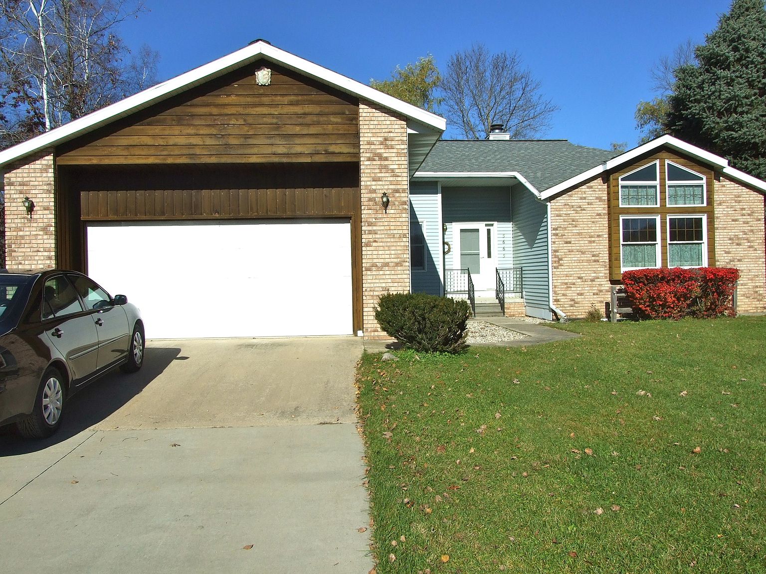 5665 Riverside Beach Dr, Weidman, MI 48893 | Zillow