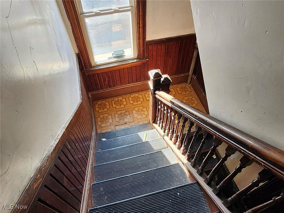 Addison Road 1355 - 1355 Addison Rd Cleveland OH | Zillow