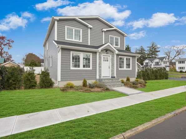 North Merrick Merrick Real Estate - North Merrick Merrick Homes For ...