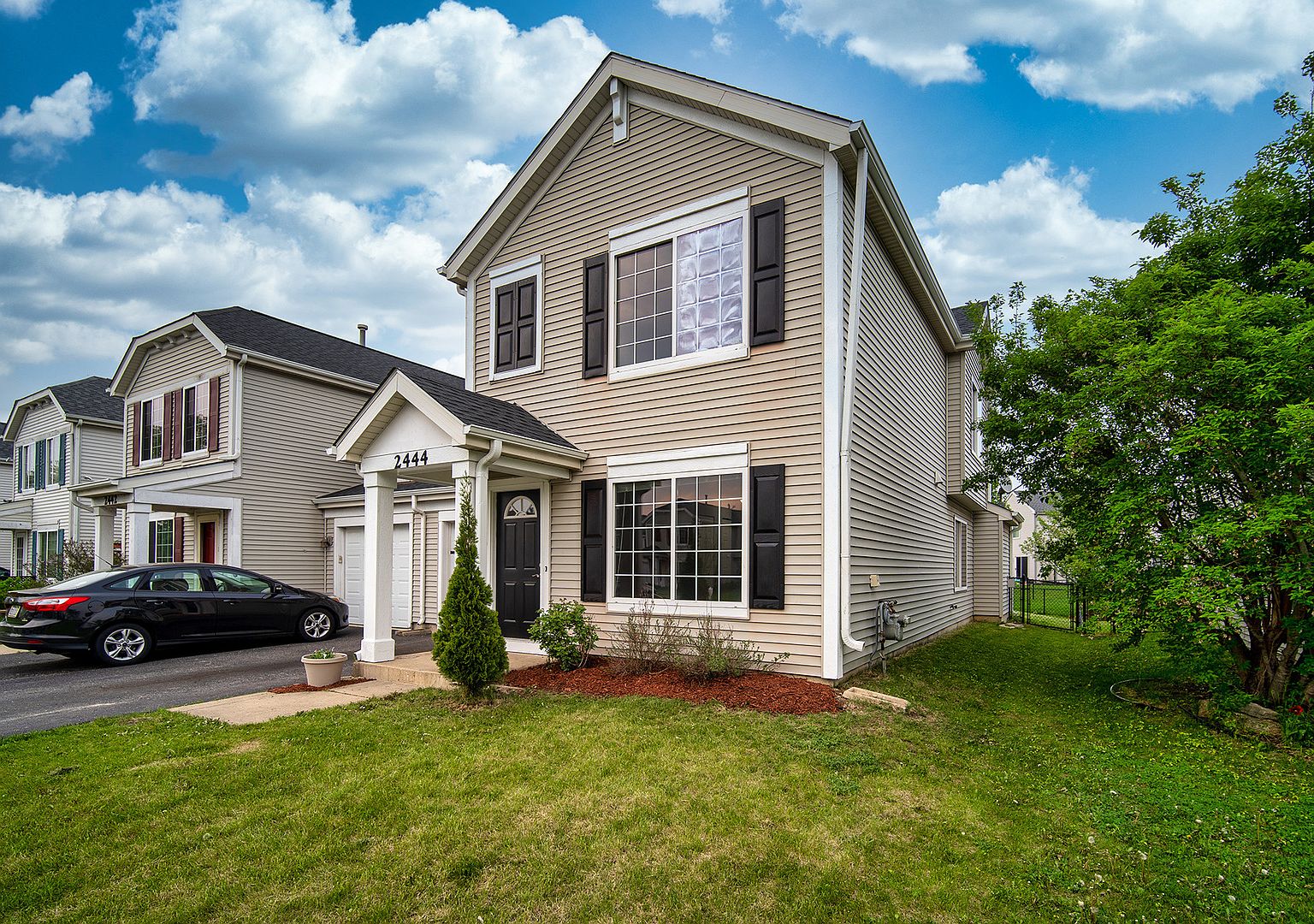 2444 Summerwind Ln, Montgomery, IL 60538 | Zillow