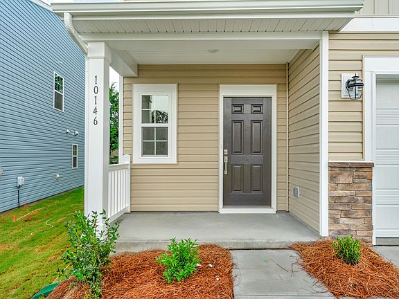 10146 Chatham Run Ln, Charlotte, NC 28262 | Zillow