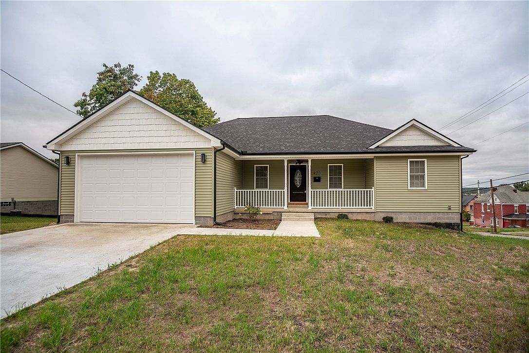 420 Fruit Ave, Farrell, PA 16121 | Zillow