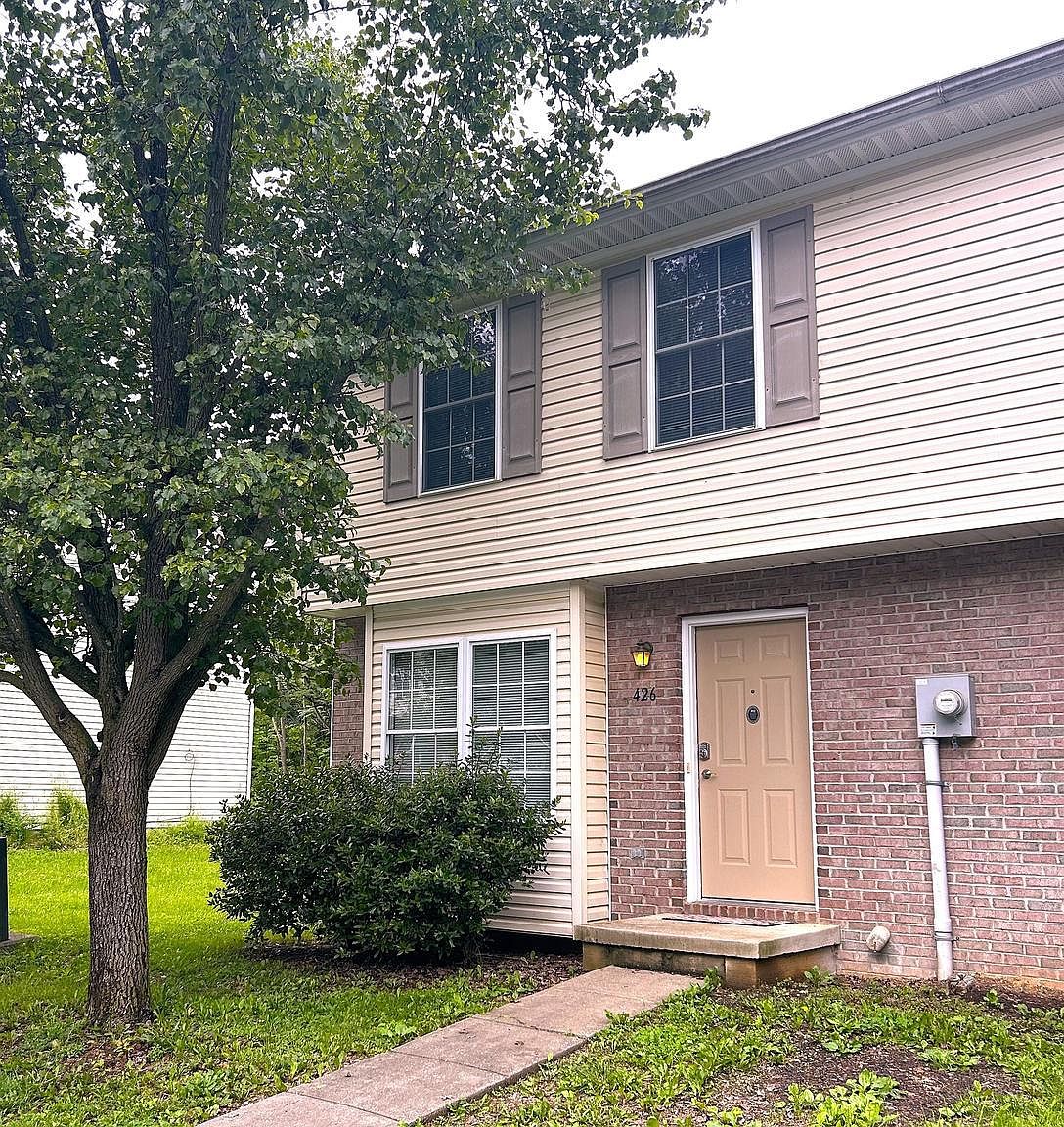 426 Ridgefield Ave, Stephens City, VA 22655 | MLS #VAFV2034216 | Zillow