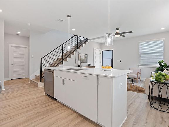 7204 Meador Ave #2, Austin, TX 78752 | Zillow