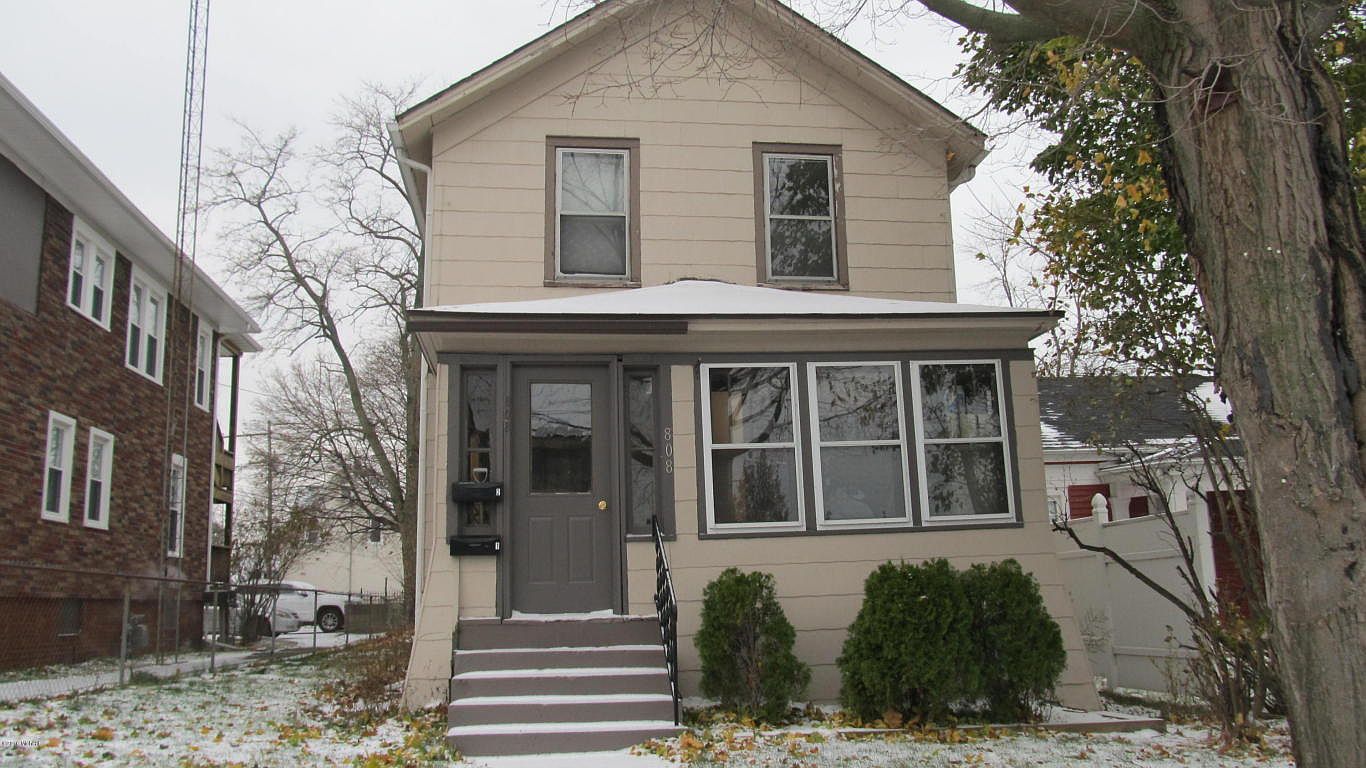 808 Broad St, Saint Joseph, MI 49085 | Zillow