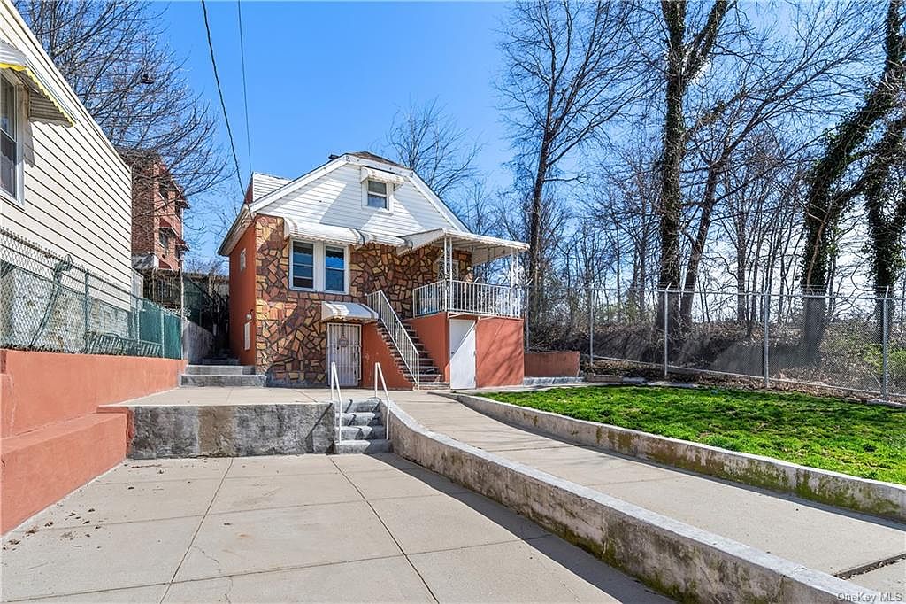 3378 Ely Avenue, Bronx, NY 10469 | Zillow