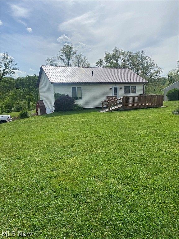 46512 Sidehill Rd, East Liverpool, OH 43920 | Zillow