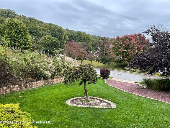 23 Fairway Dr, Exeter, PA 18643 | MLS #23-4470 | Zillow
